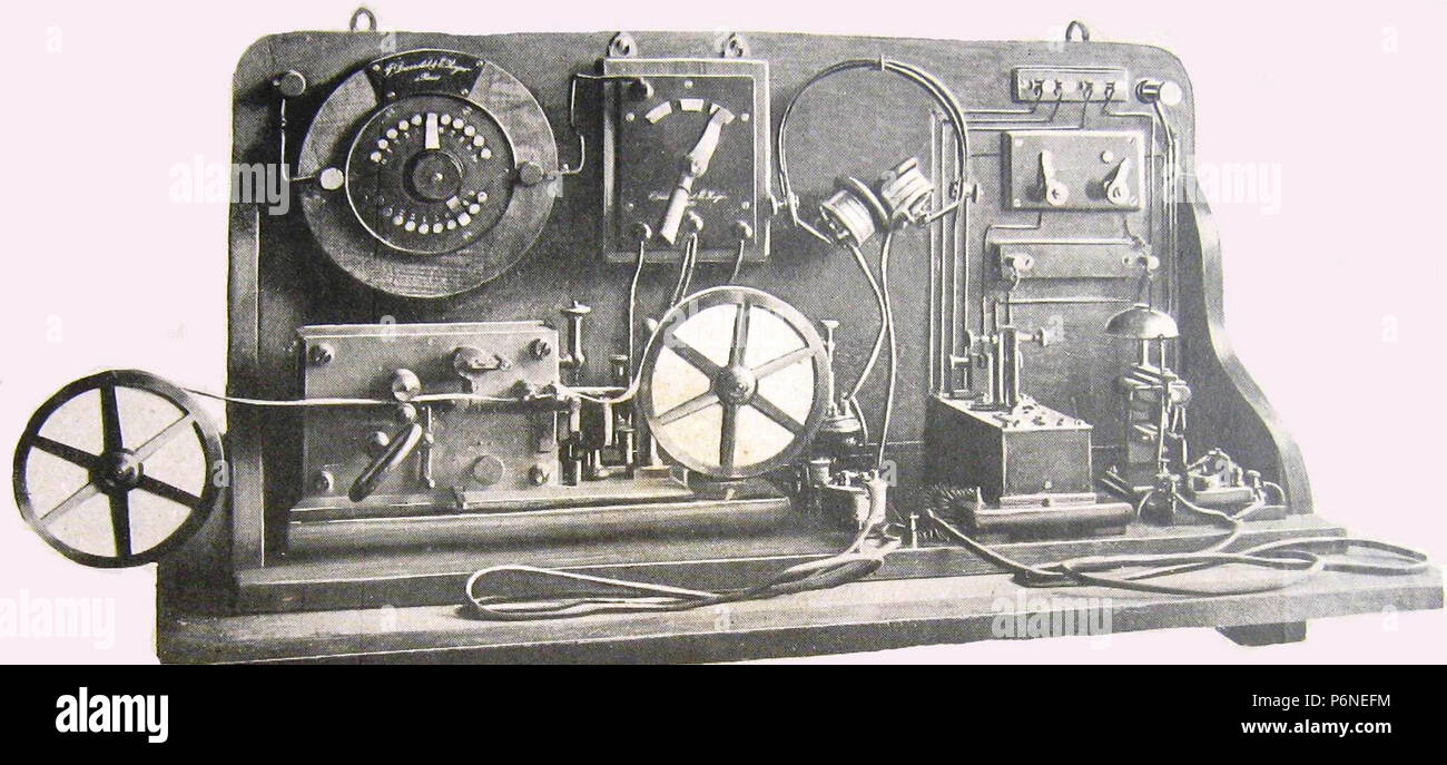Radiotelegraphy hi-res stock photography and images - Alamy