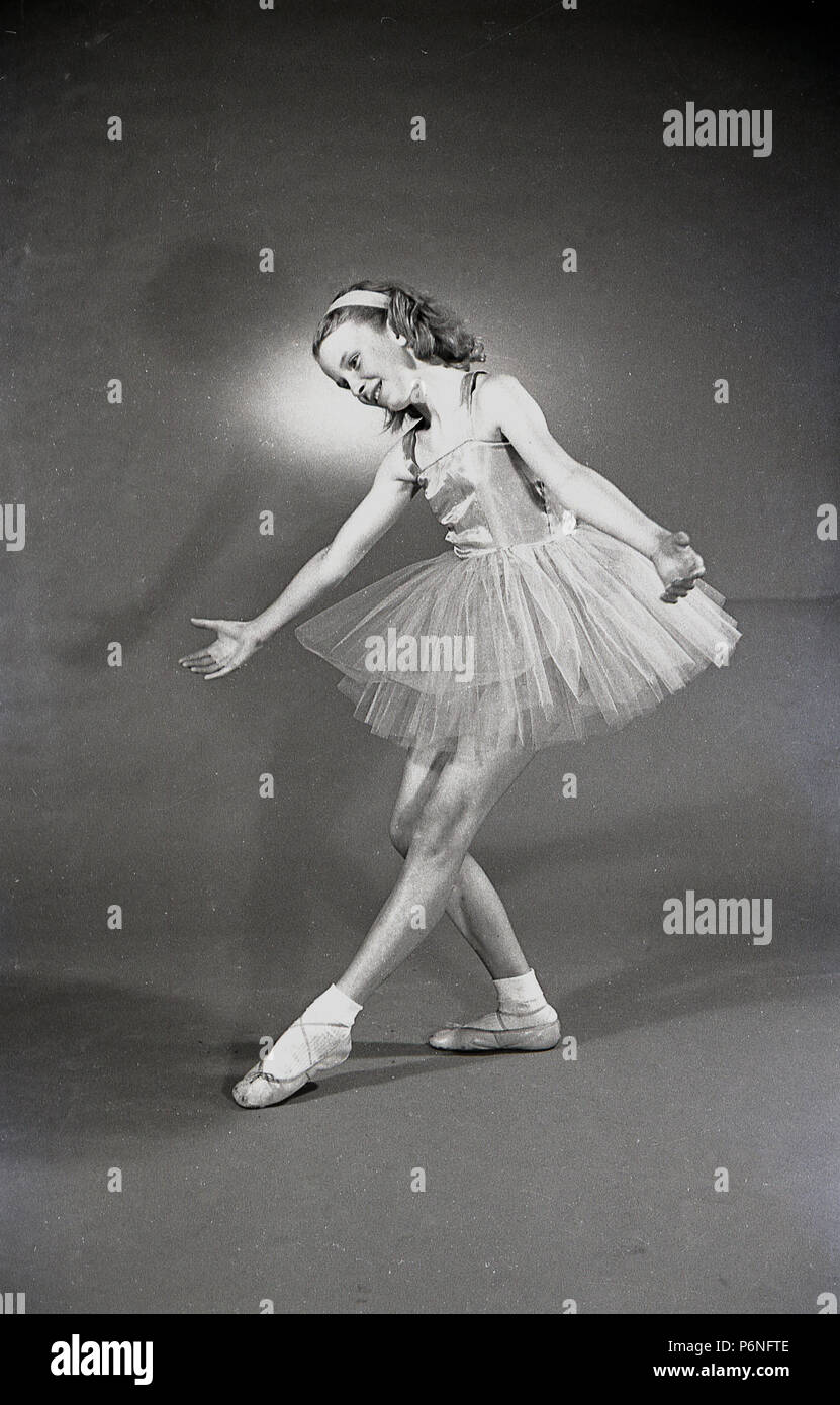 1950s dance hi-res stock photography and images - Alamy