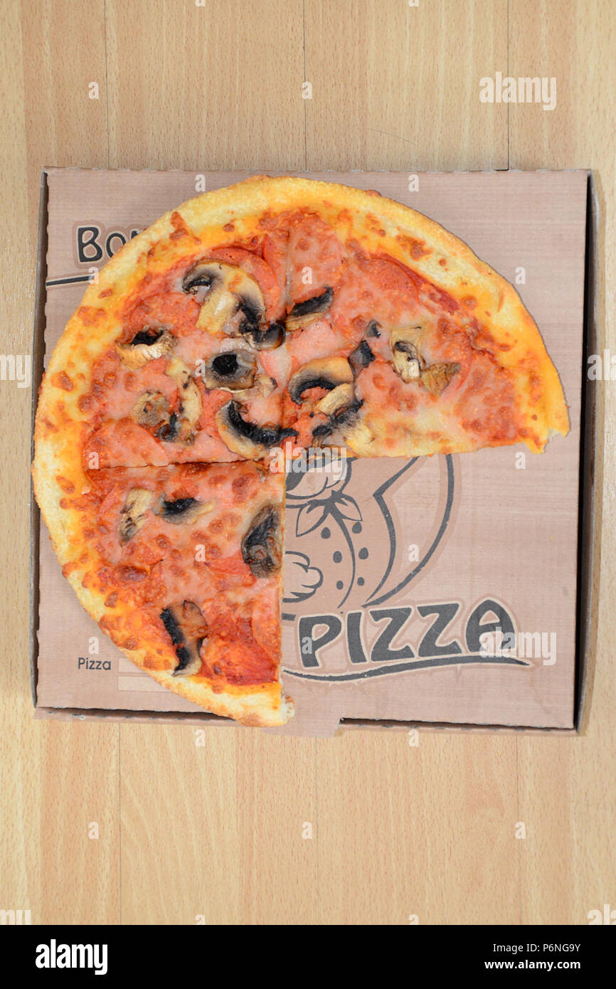 Takeaway Pizza High Resolution Stock Photography and Images - Alamy