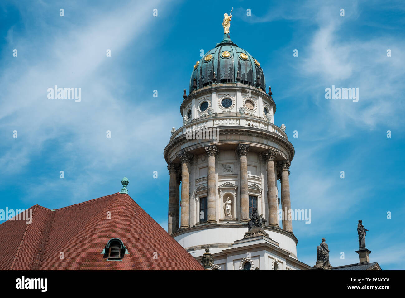 French classical architecture hi-res stock photography and images - Alamy