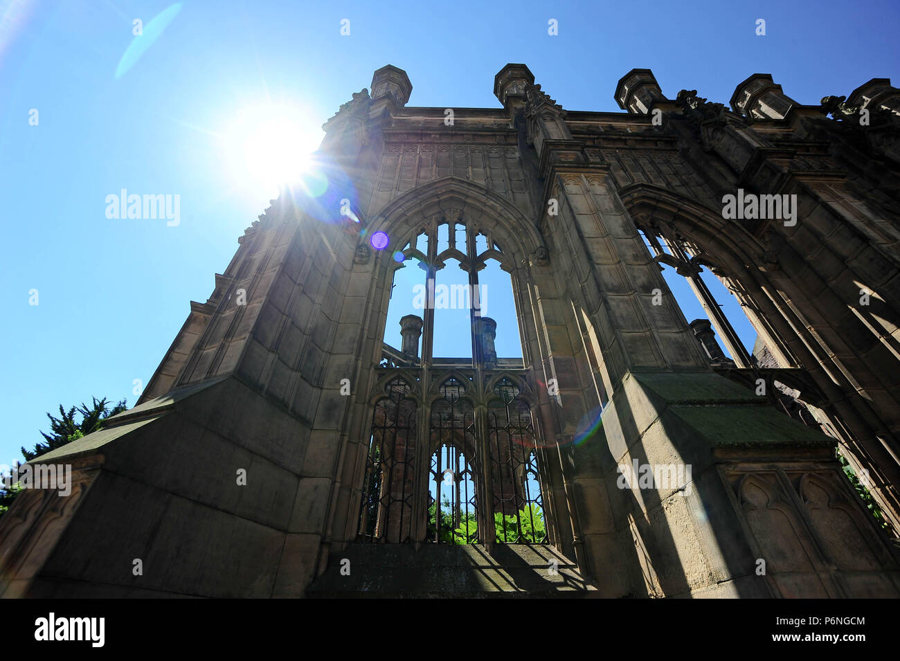St. Luke's Church, Liverpool Stock Photo - Alamy