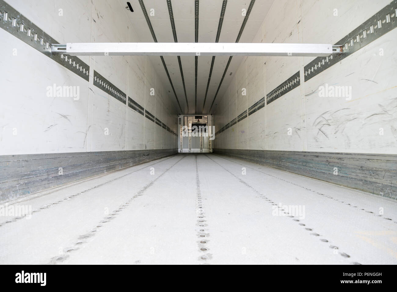 Commercial cargo space hi-res stock photography and images - Alamy