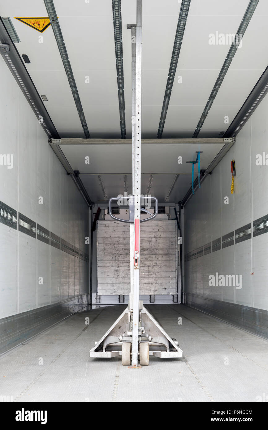 Semi truck interior hi-res stock photography and images - Alamy