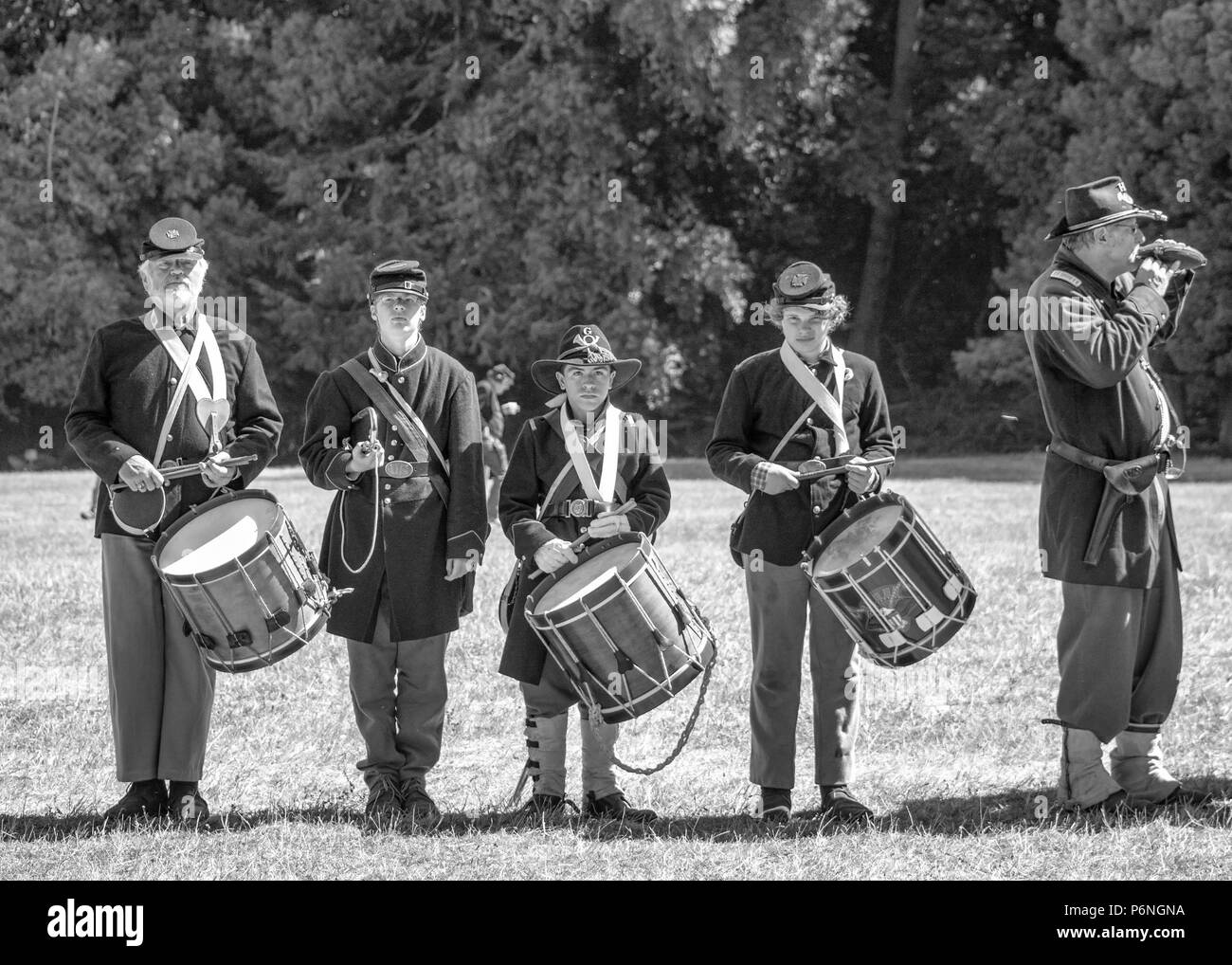 Us union army marching hi-res stock photography and images - Alamy