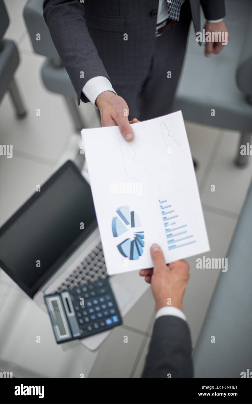 Loan officer hi-res stock photography and images - Alamy