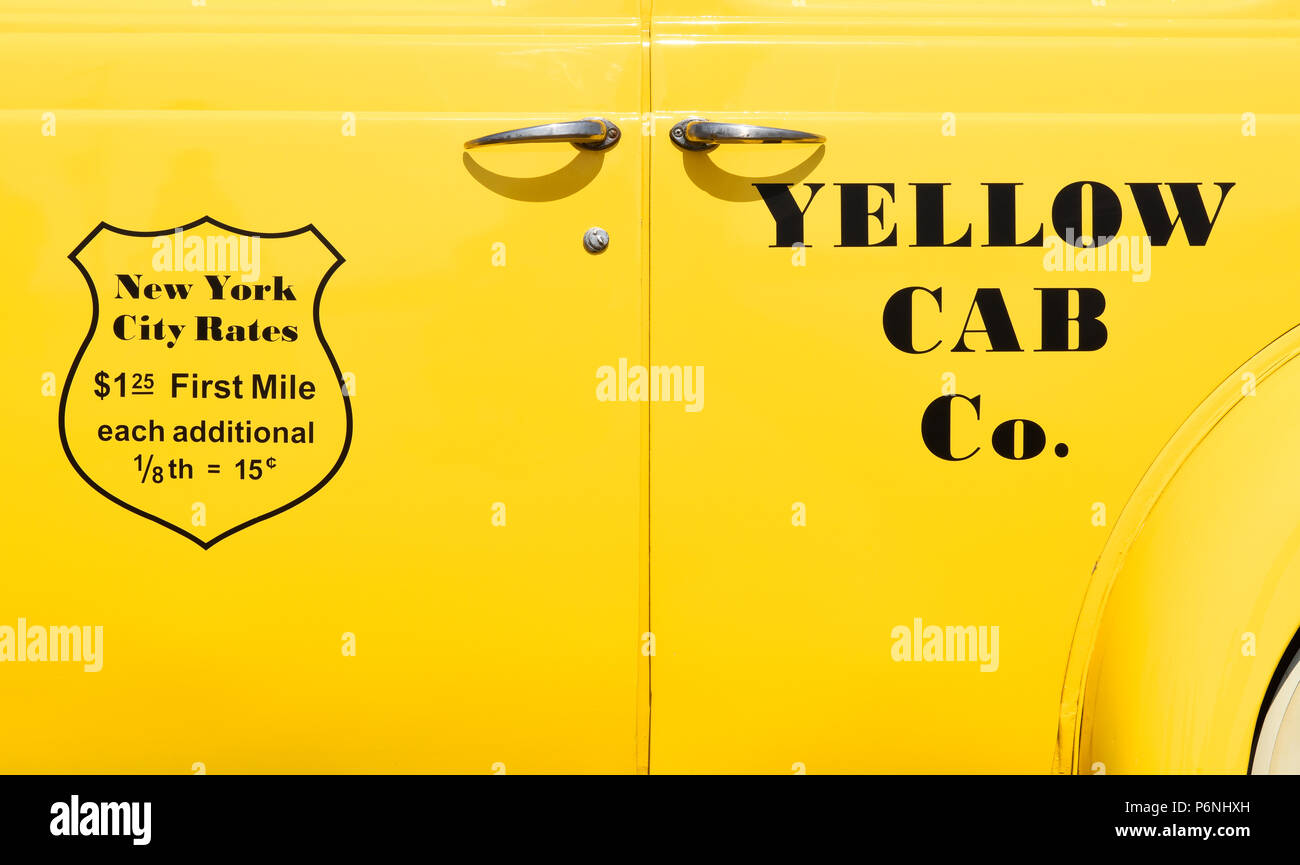 New York Yellow Cab Co. vintage taxi cab. Classic cab car with historic ...