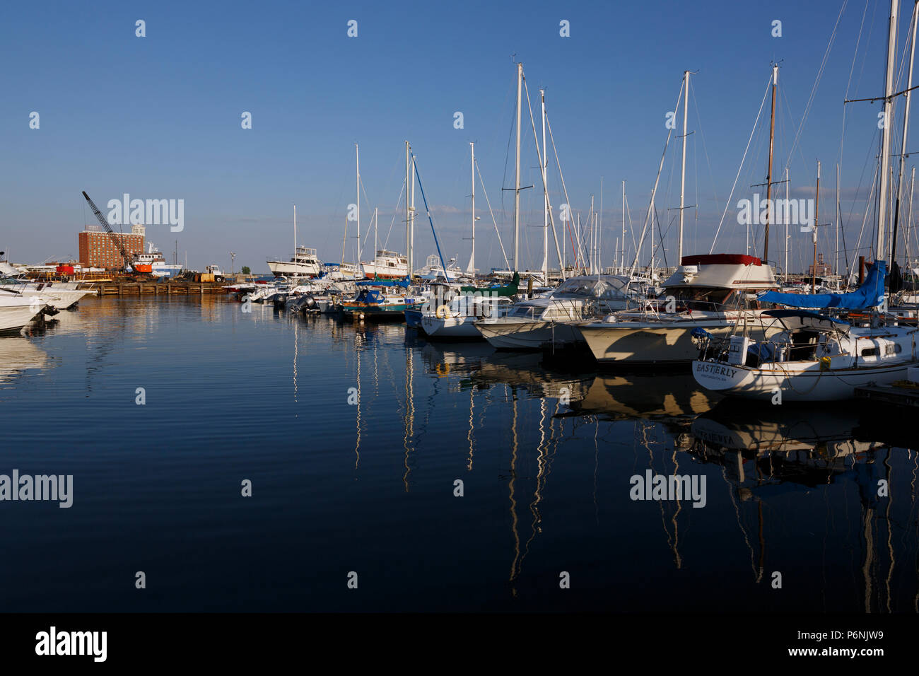 Boston Harbor Shipyard and Marina, boats Stock Photo - Alamy