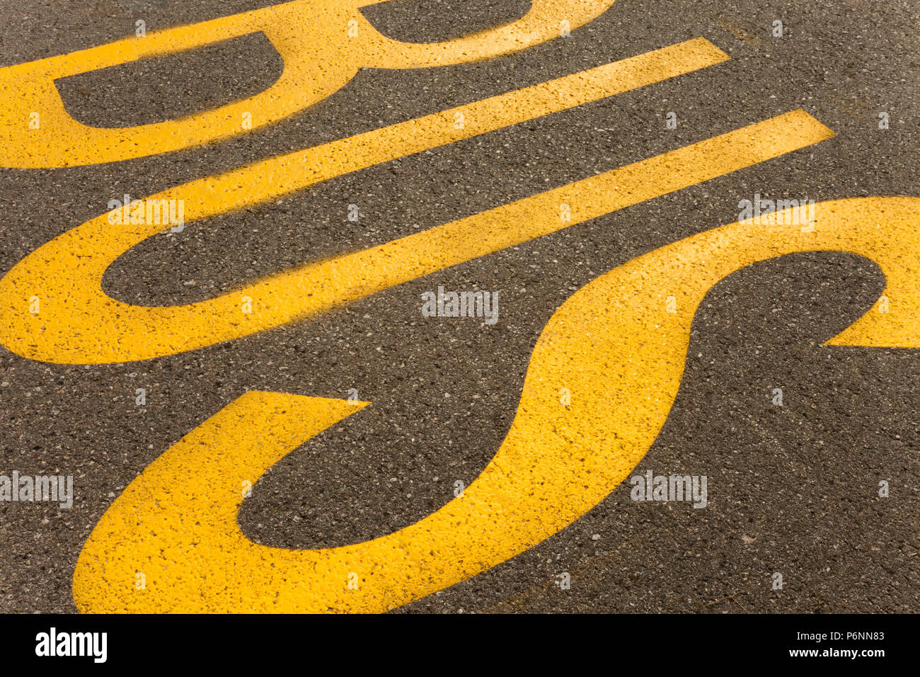 yellow city bus fast lane Stock Photo - Alamy