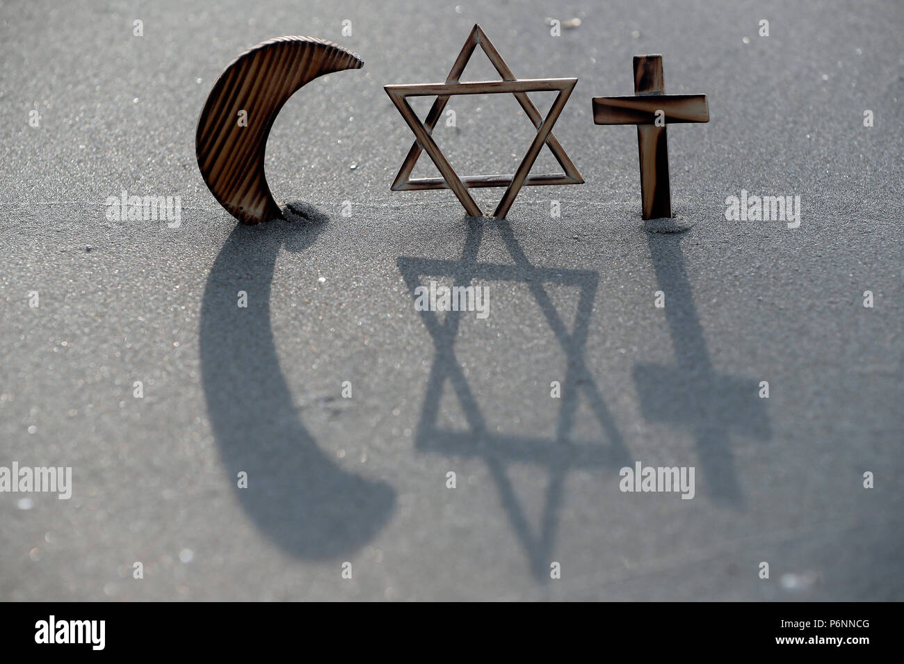 Christianity, Islam, Judaism 3 monotheistic religions. Jewish Star ...