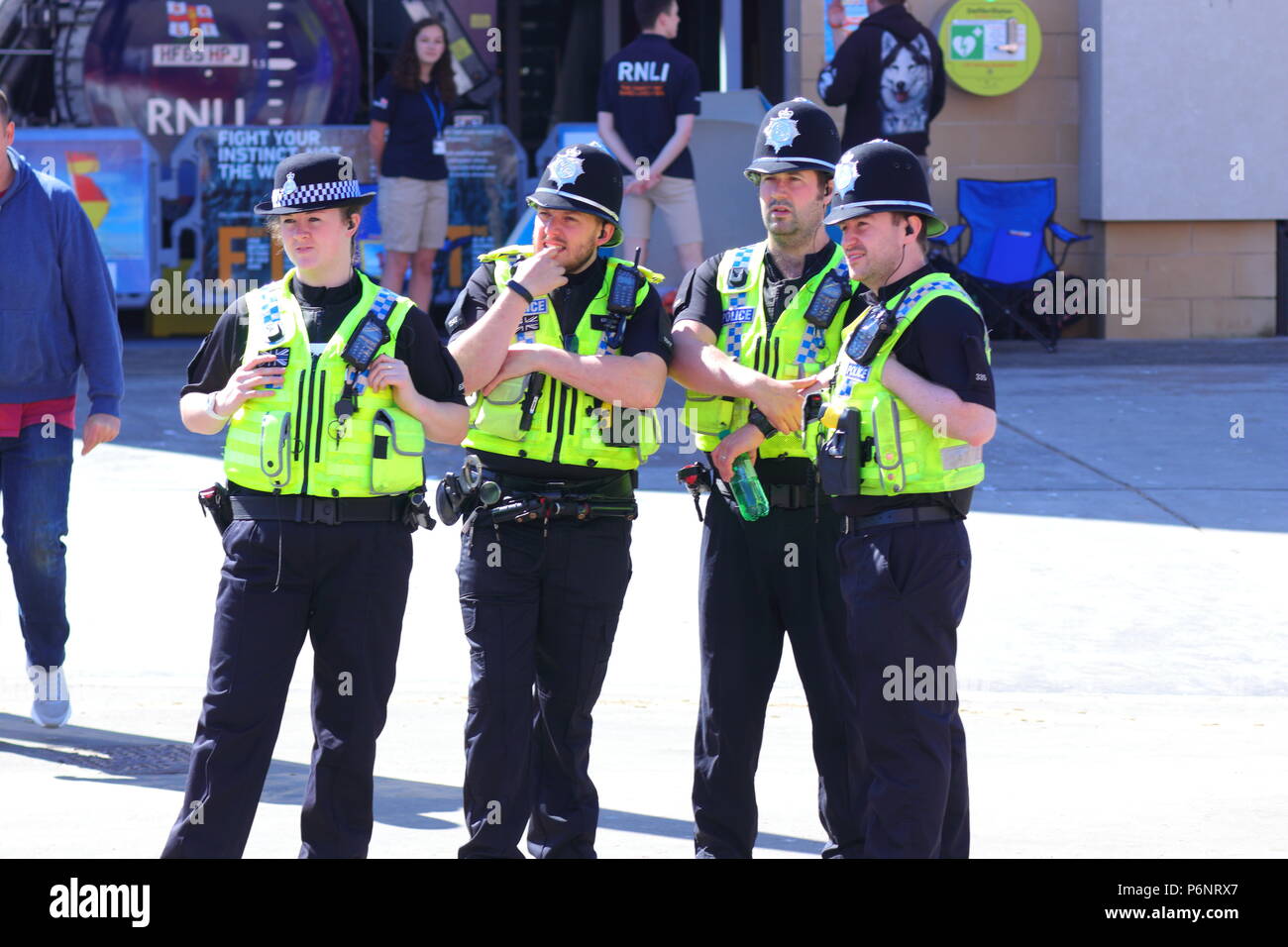 North yorkshire police officers hi-res stock photography and images - Alamy