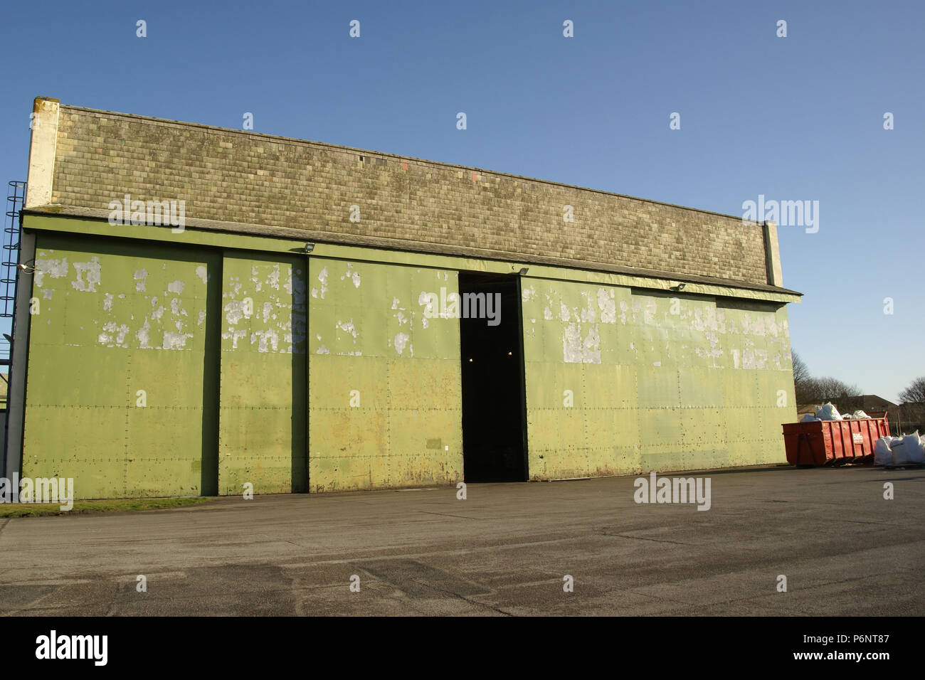 Type c hangars hi-res stock photography and images - Alamy