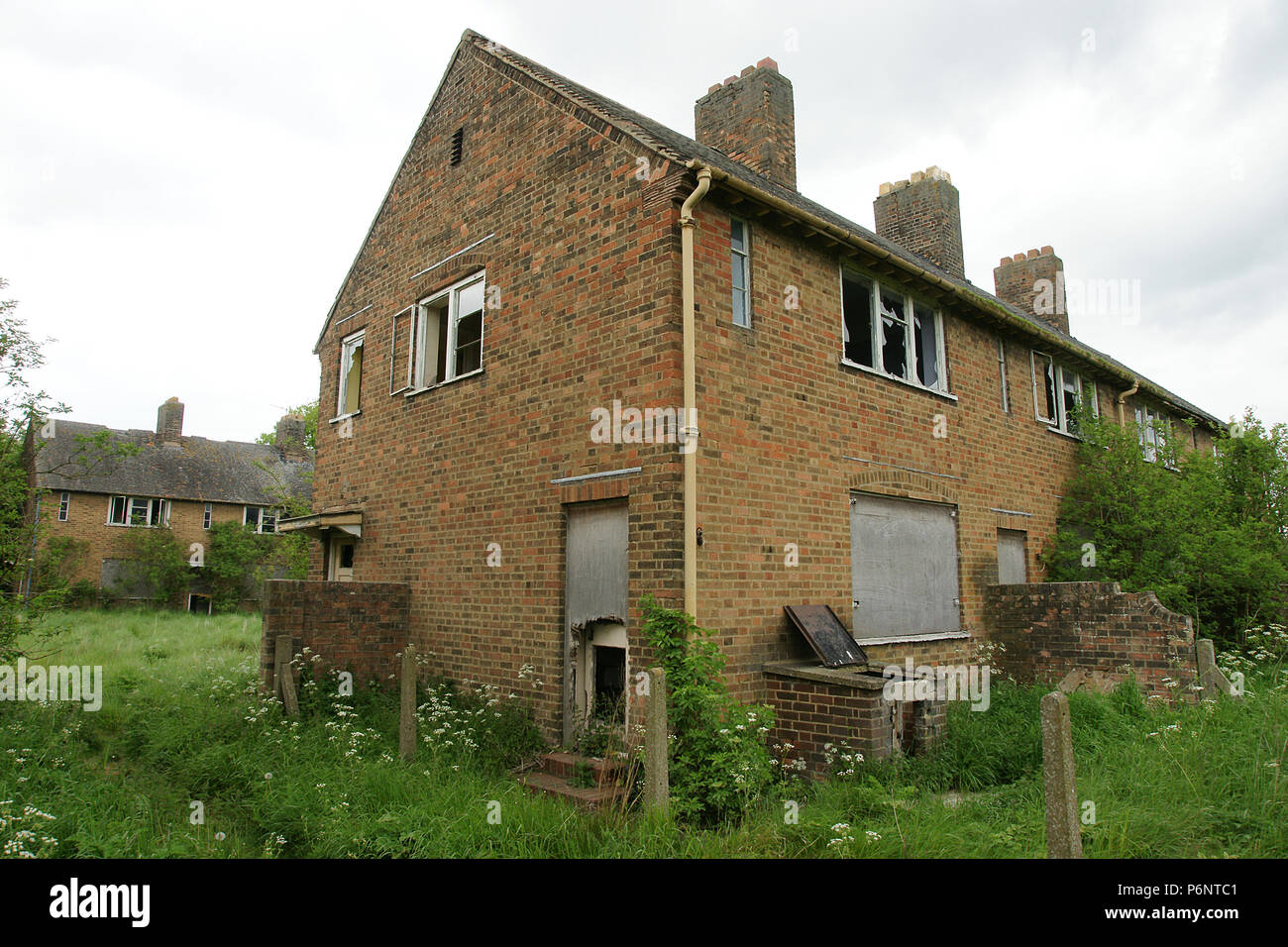 Married quarters hi-res stock photography and images - Alamy