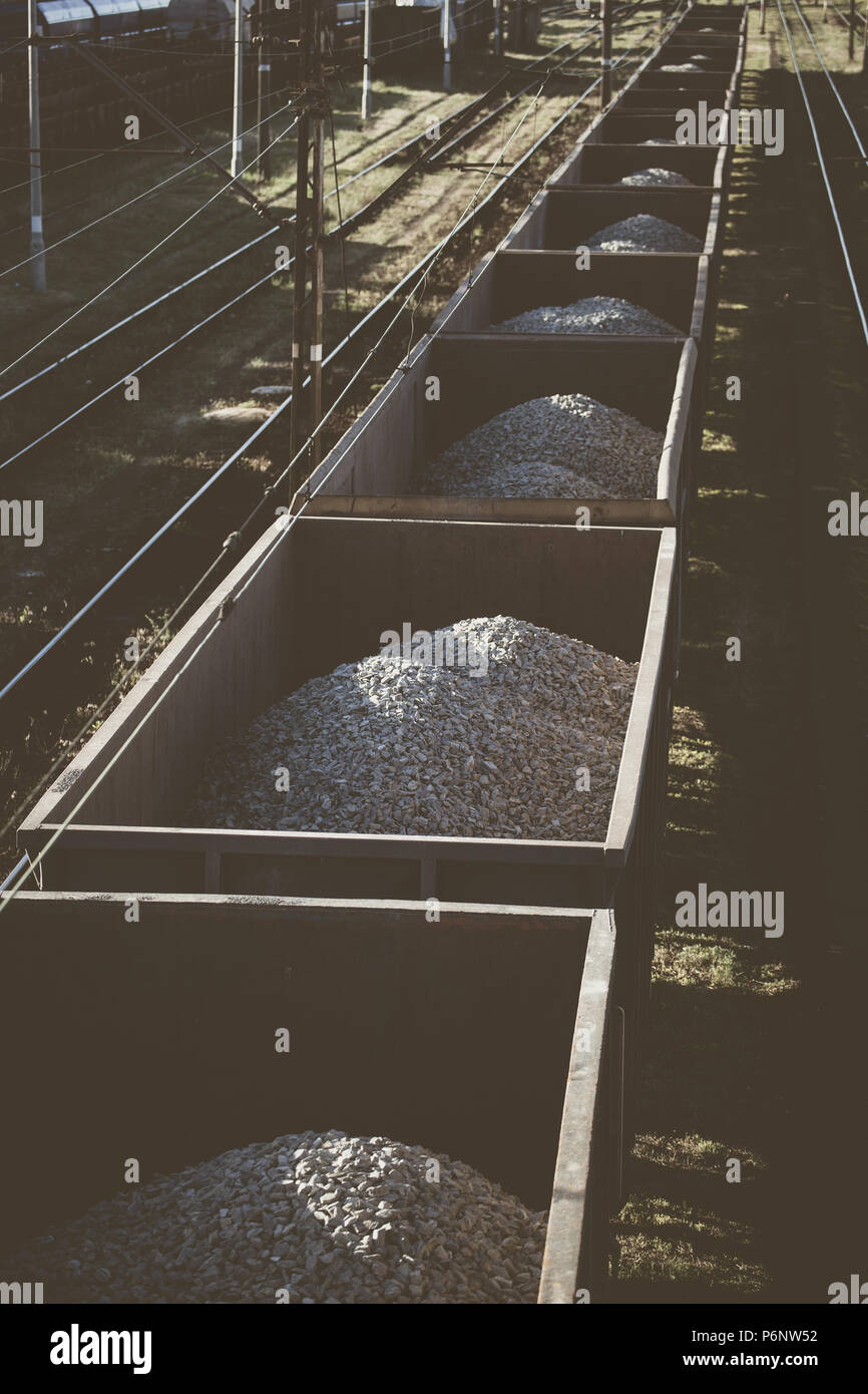 Aggregate train hi-res stock photography and images - Alamy