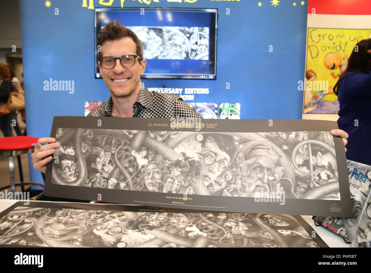 Brian selznick harry potter hi-res stock photography and images - Alamy