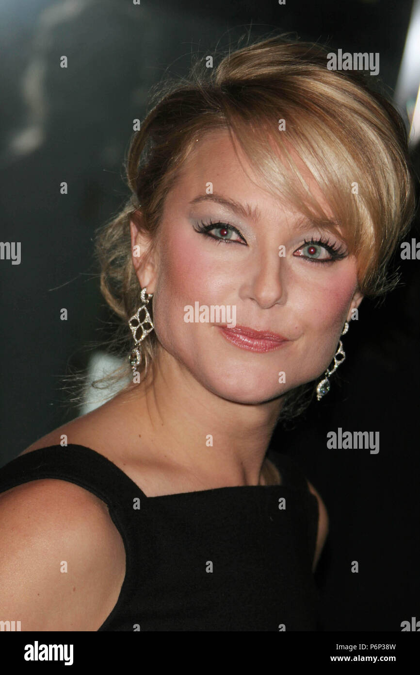 Elizabeth rohm hi-res stock photography and images - Alamy