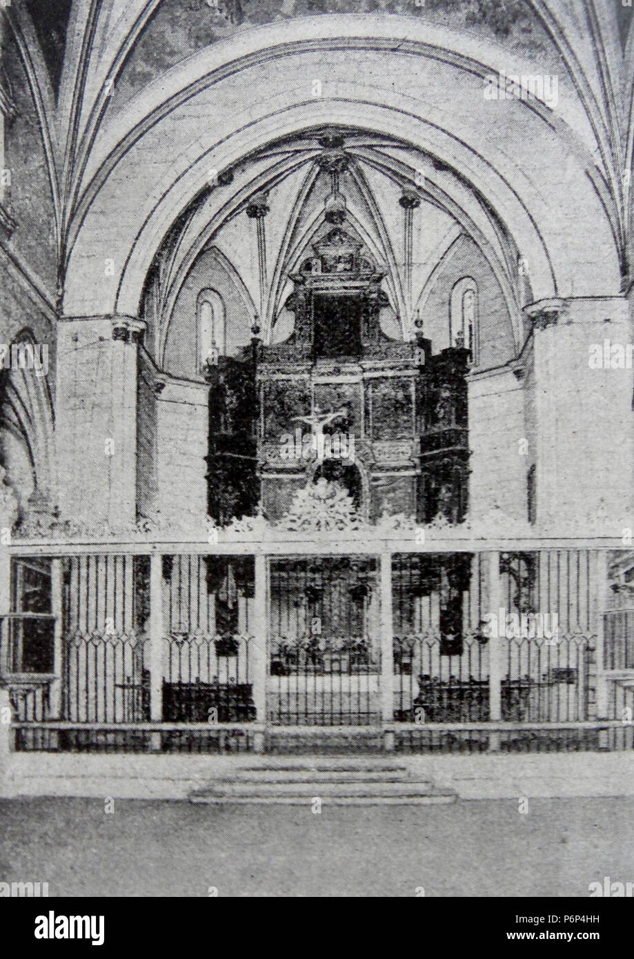 1920. Villena. Iglesia de Santa María. Interior Stock Photo - Alamy