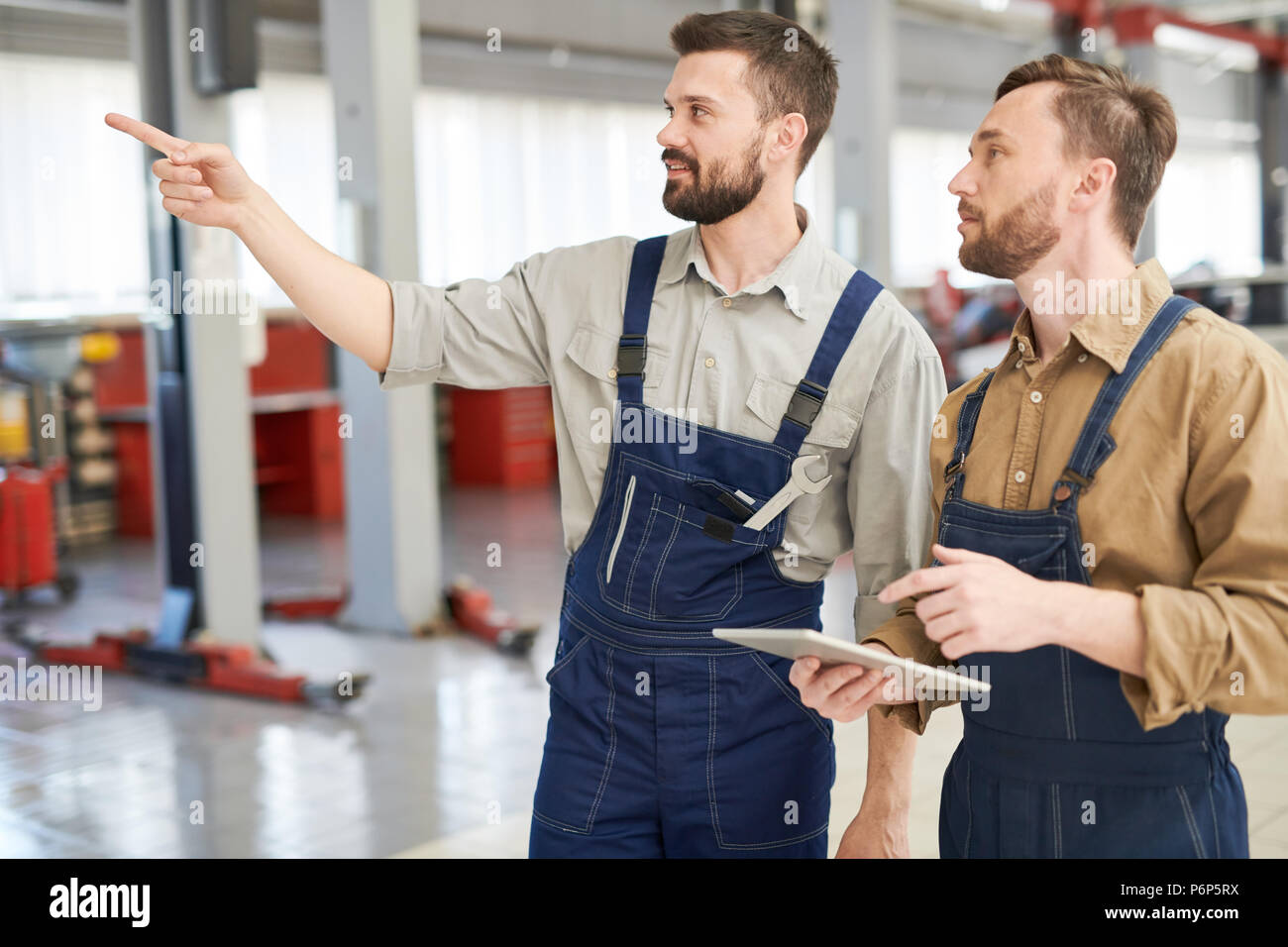 Walking mechanics hi-res stock photography and images - Alamy