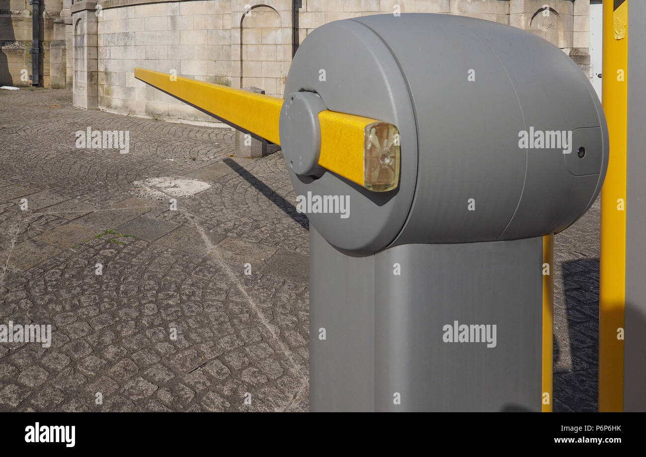 automatic barrier for a car parking lot Stock Photo - Alamy