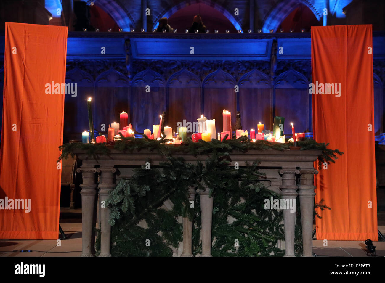 Taize prayer hi-res stock photography and images - Alamy