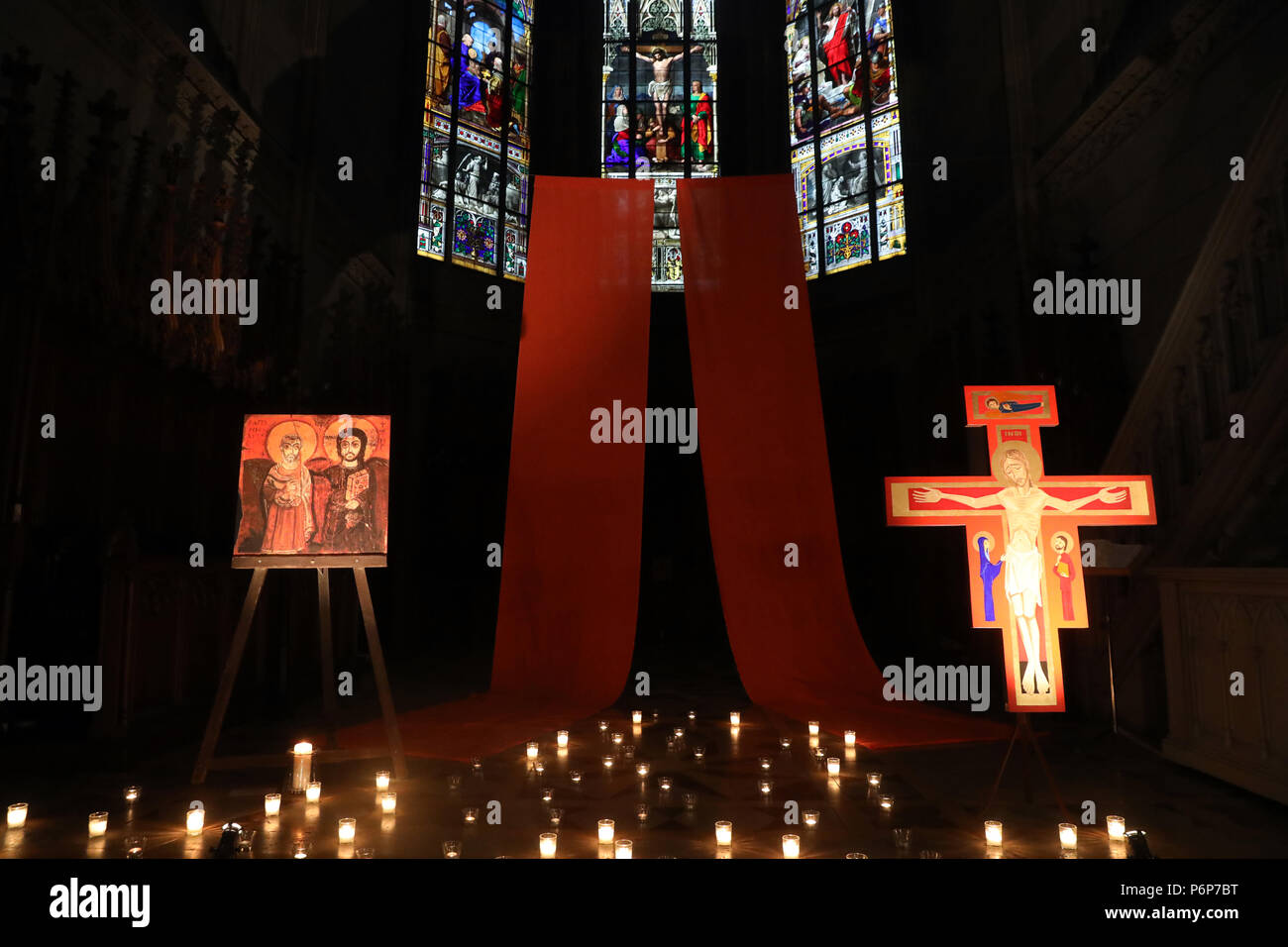 Taize cross hi-res stock photography and images - Alamy
