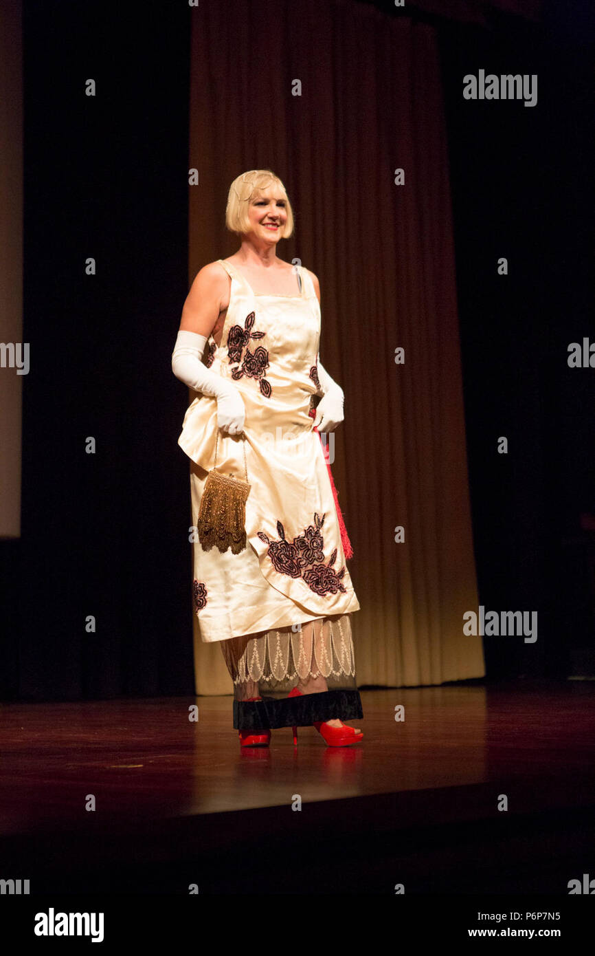 1920s style - 20150930-02-131 (22133470124). 1920s Style: Prohibition ...