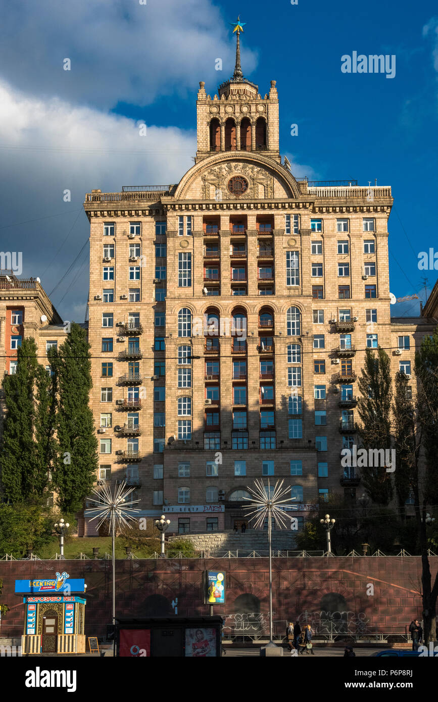 Style stalinien hi-res stock photography and images - Alamy