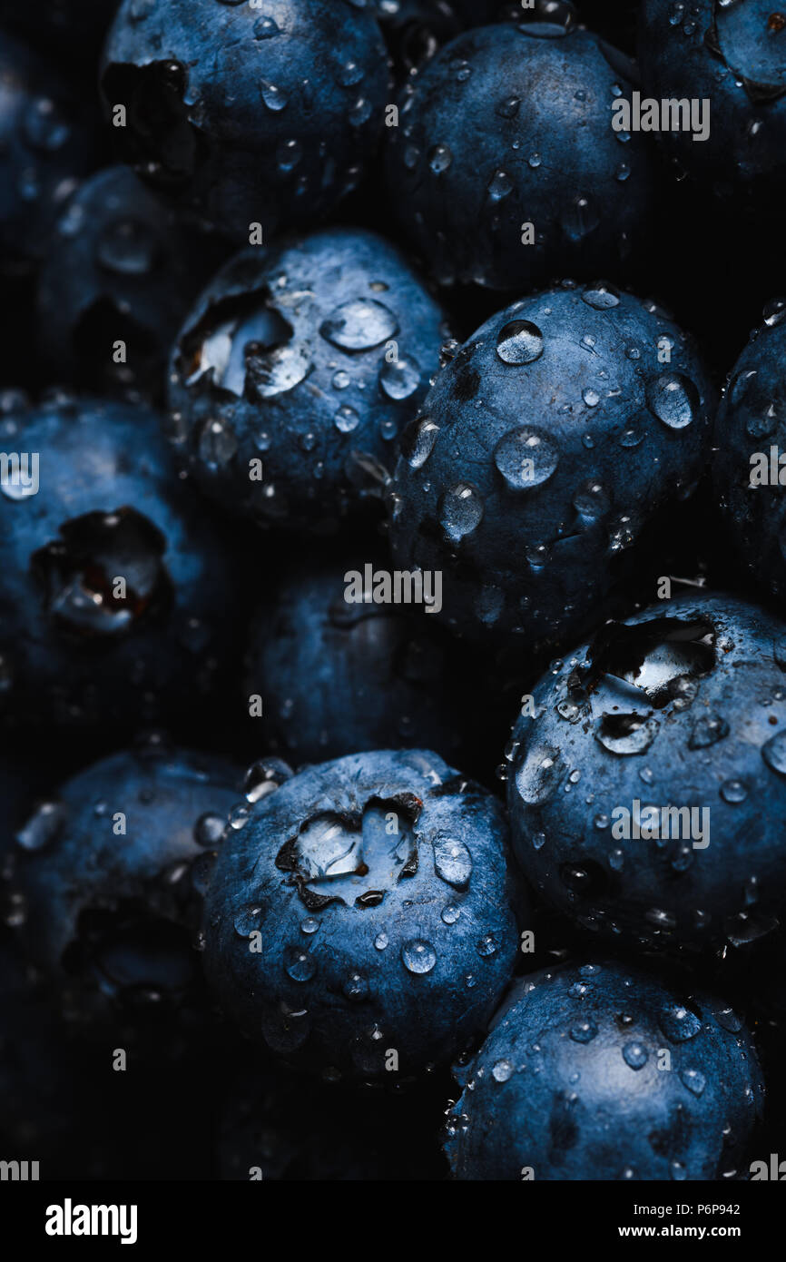 Fresh blueberry with water drops Stock Photo - Alamy