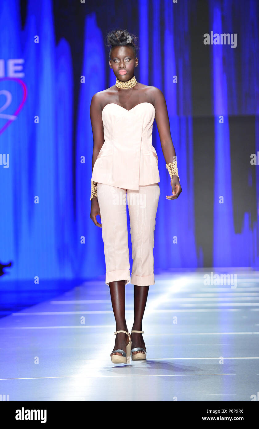 Miami Fashion Week 2018 - Rene Ruiz - Runway Featuring: Model Where ...