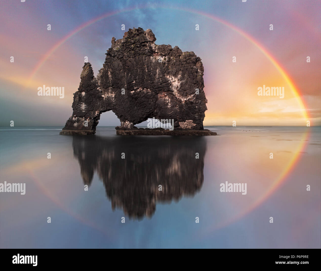 Rainbow rock arch hi-res stock photography and images - Alamy