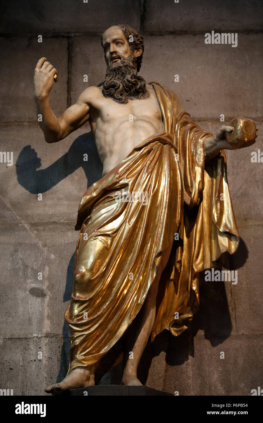 Saint jerome statue hi-res stock photography and images - Alamy