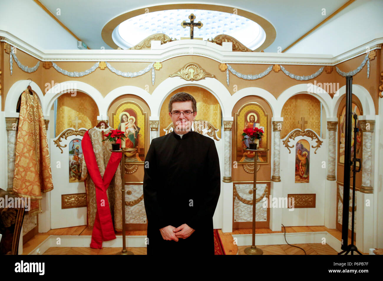 Eglise greco catholique hi-res stock photography and images - Alamy