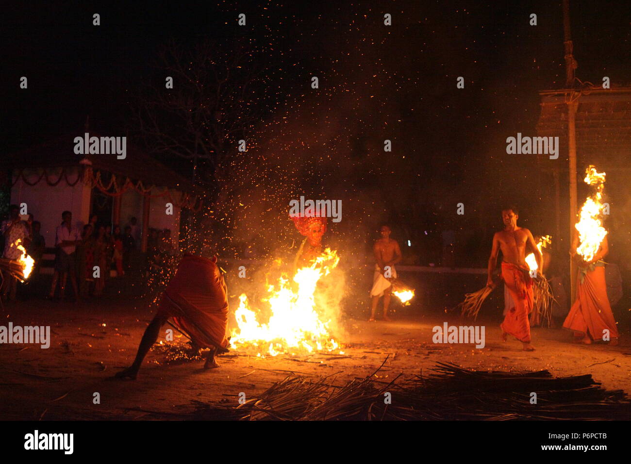 theyyam is the ritualistic art form of north kerala.among the different ...