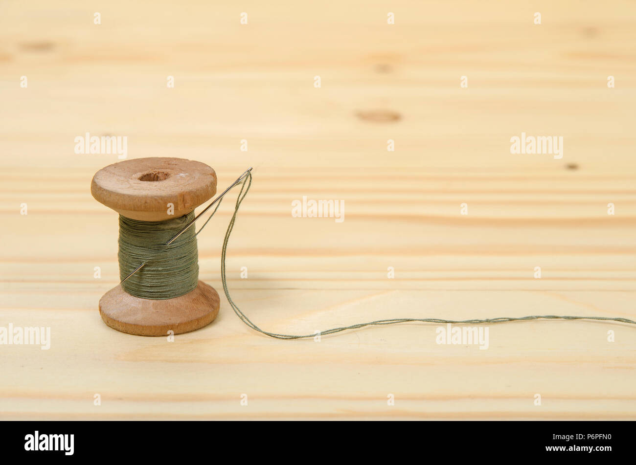 Vintage wooden spool for thread hi-res stock photography and images - Alamy