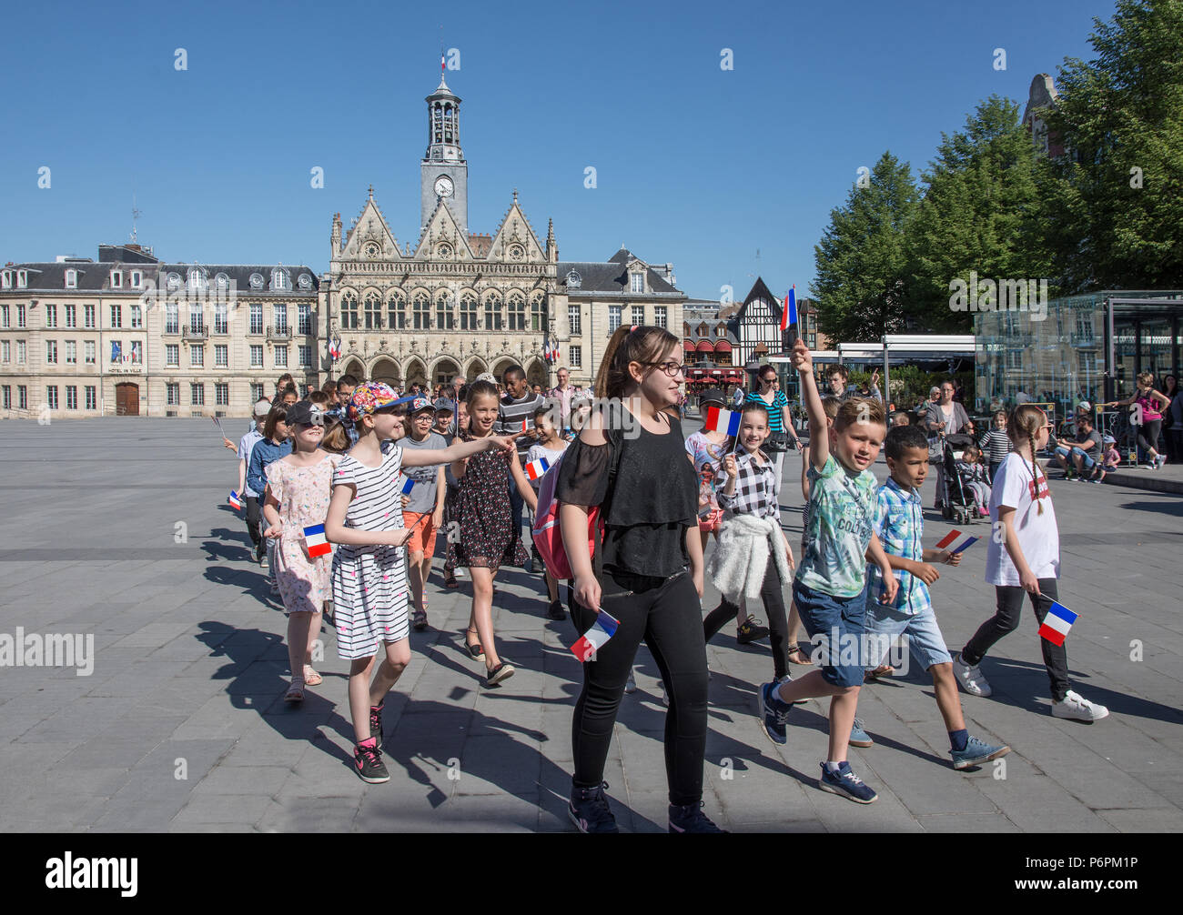 Victory day of france hi-res stock photography and images - Alamy