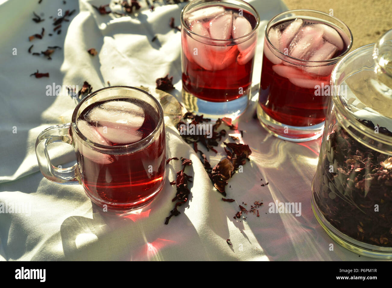 Flower with tea hi-res stock photography and images - Alamy