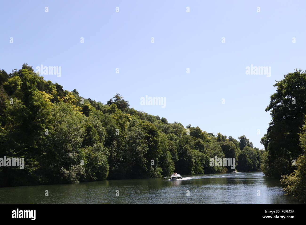 The River Thames at Taplow, Maidenhead Stock Photo - Alamy