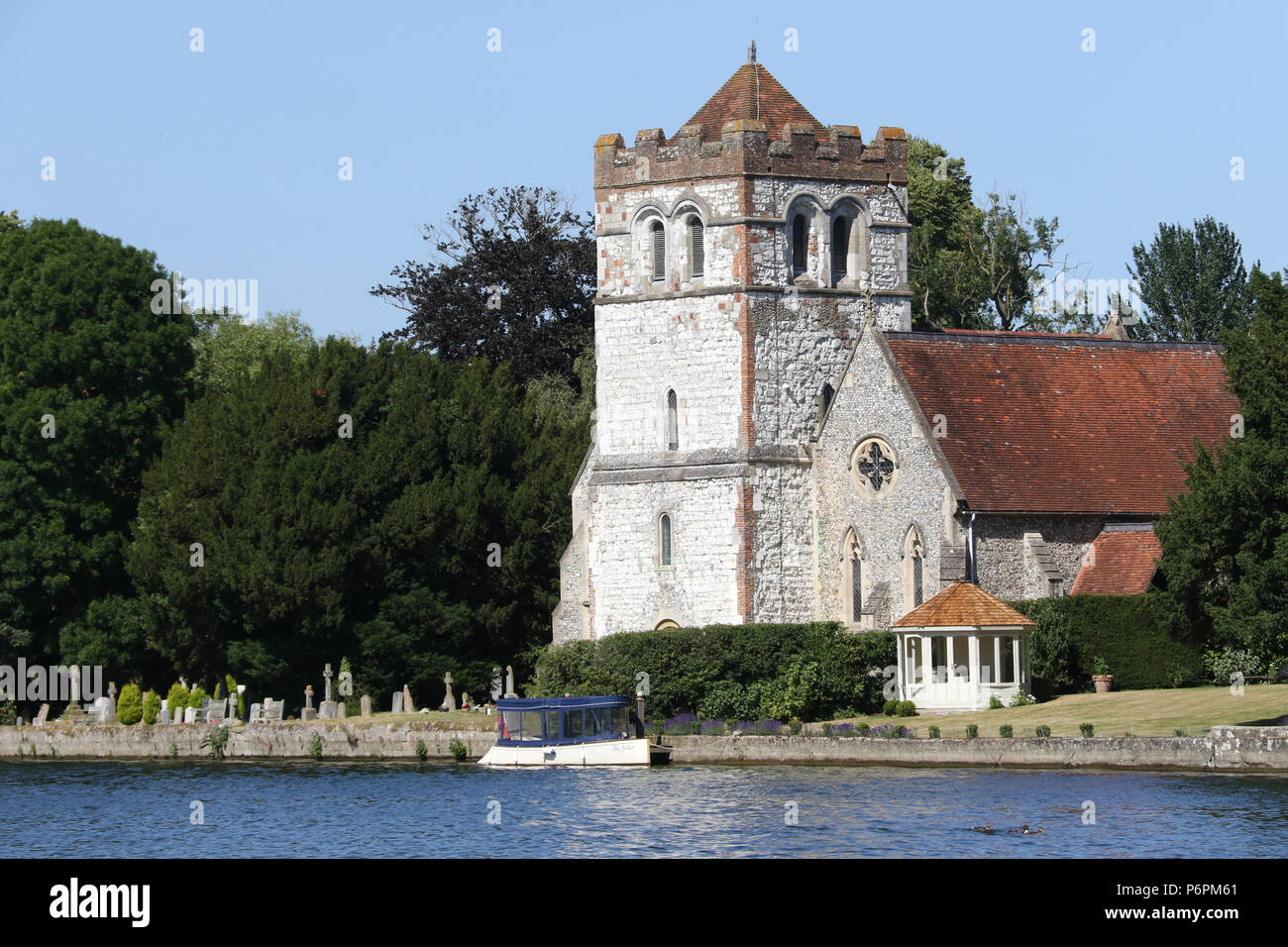 All Saints’ Church, Bisham, Marlow viewed from the River Thames Stock ...