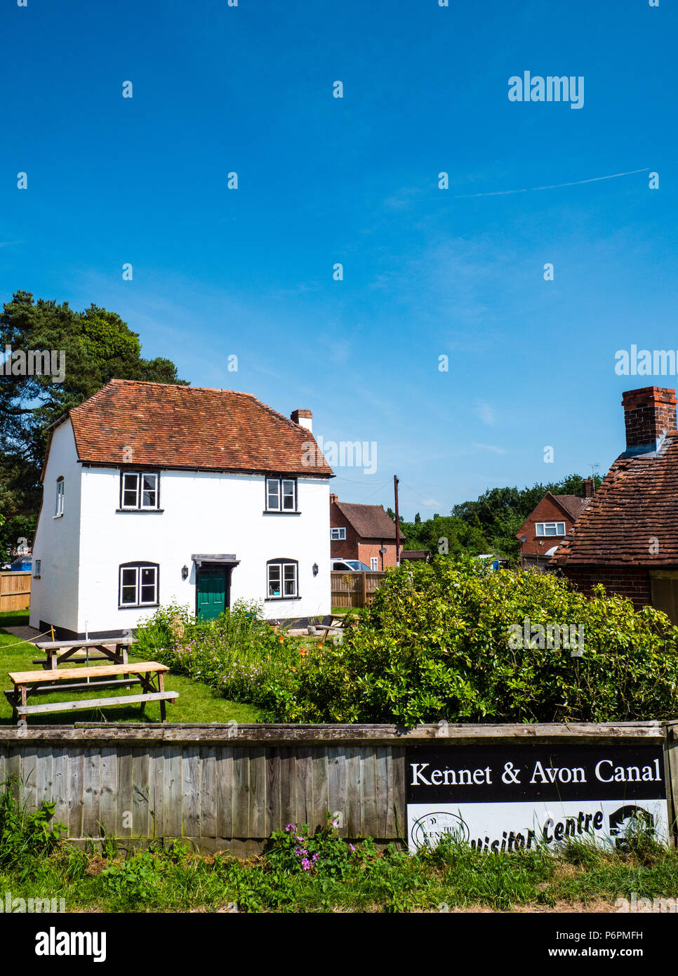Kennet & Avon Canal Trust Tea Rooms, River Kennet, Aldermaston Wharf ...