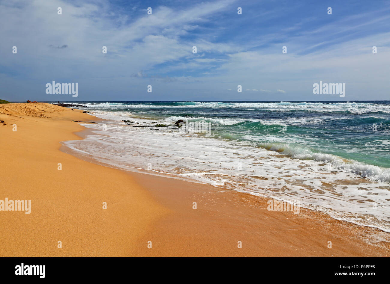 Sandy beach oahu hi-res stock photography and images - Alamy