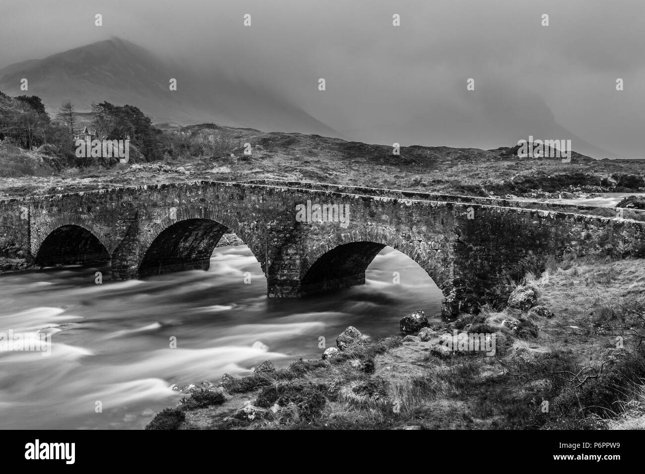 Ancient sligachan bridge hi-res stock photography and images - Alamy