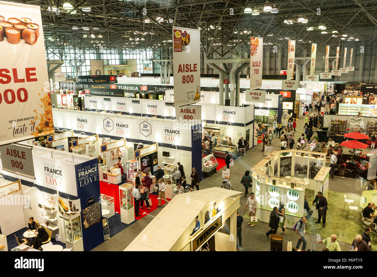 Summer fancy food show hi-res stock photography and images - Alamy