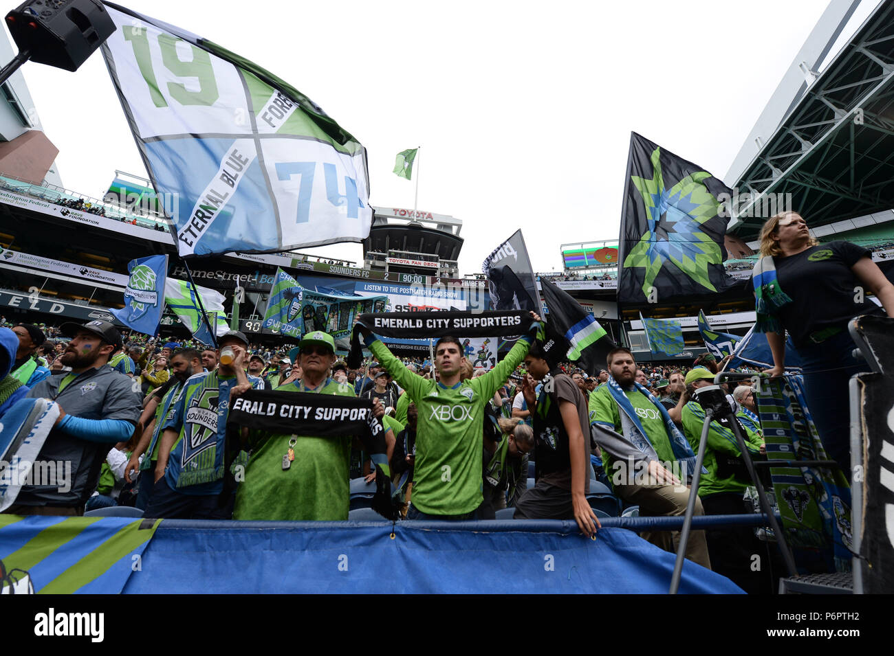 Ecs emerald city supporters hi-res stock photography and images - Alamy