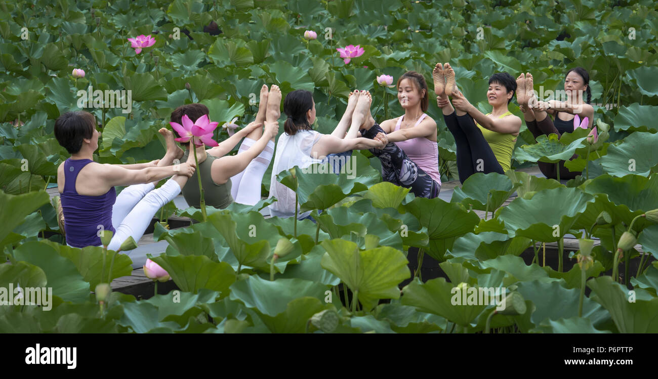 Shanghai 2018 practice hi-res stock photography and images - Alamy