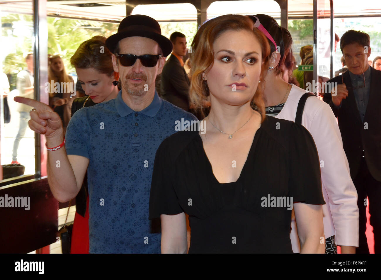 British actress and screenwriter hi-res stock photography and images ...