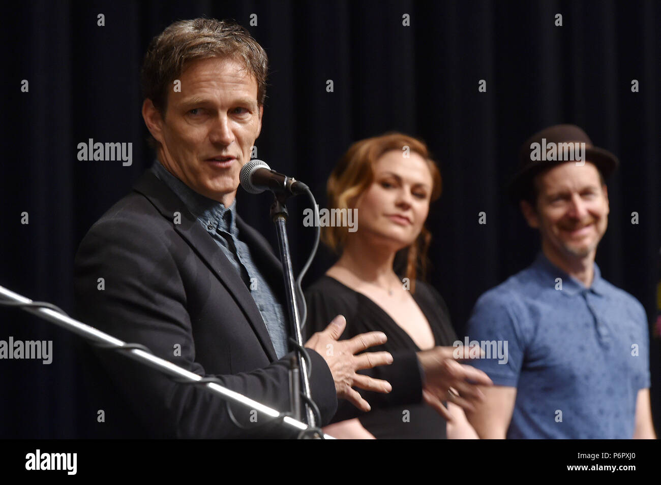 Stephen moyer during hi-res stock photography and images - Alamy