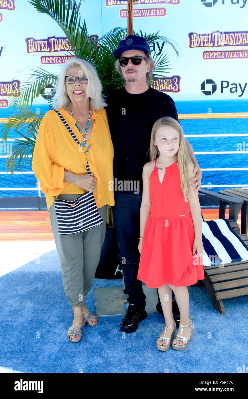 Petite Amie De David Spade David Spade: Er Ehrt Seine Schwägerin Kate