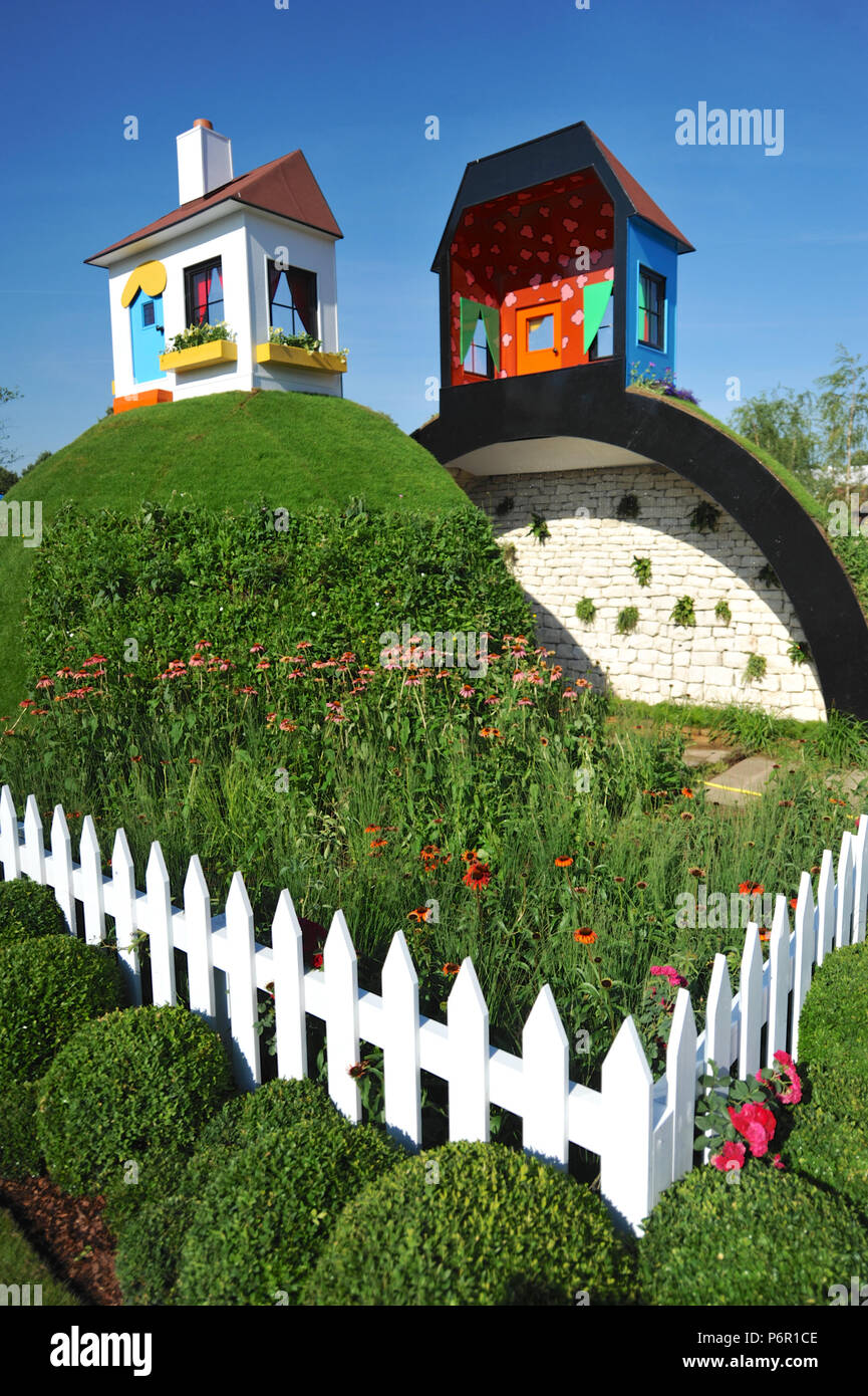 Mr men characters hi-res stock photography and images - Alamy