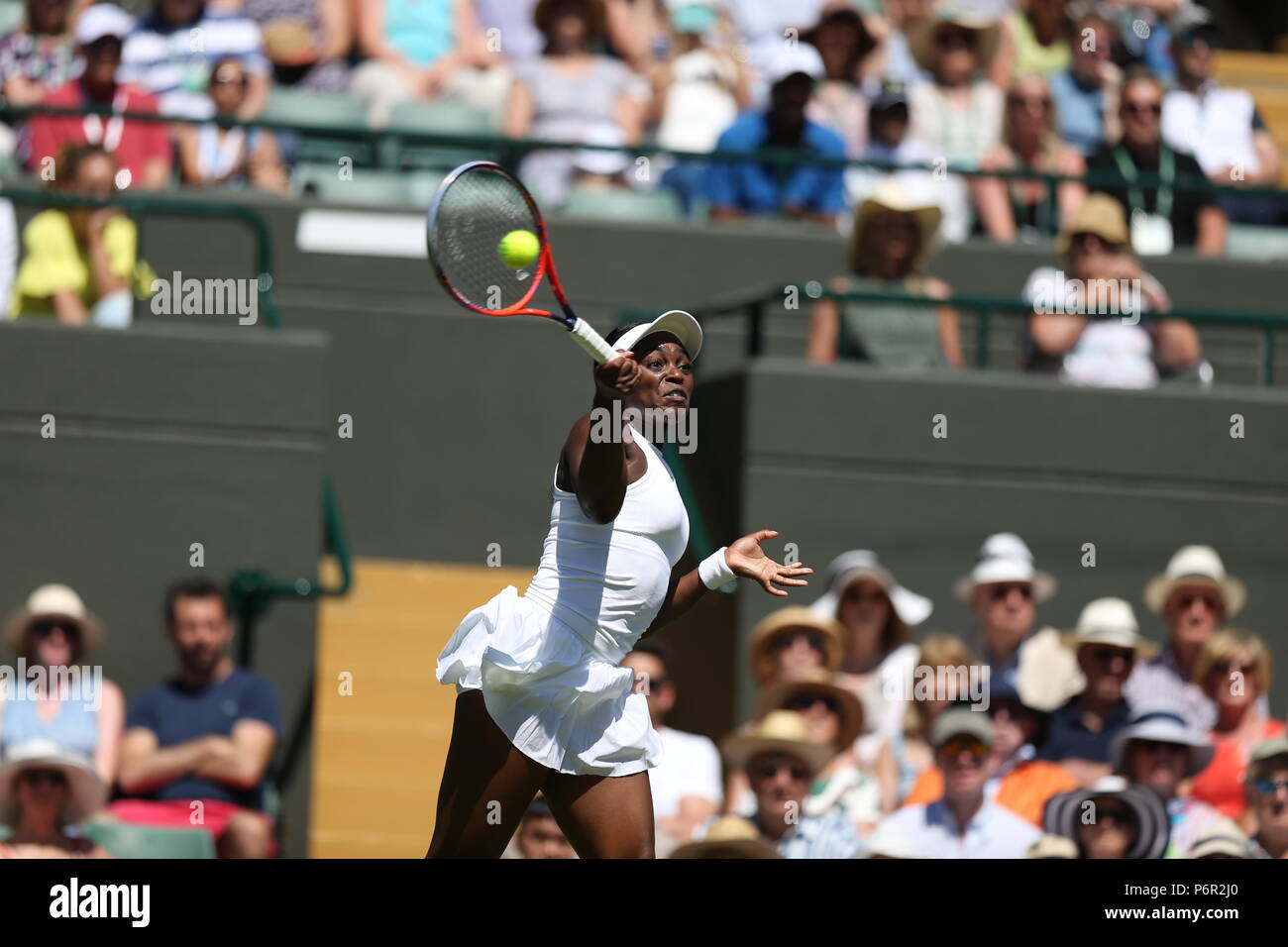 Sloane stephens at wimbledon 2018 hi-res stock photography and images ...