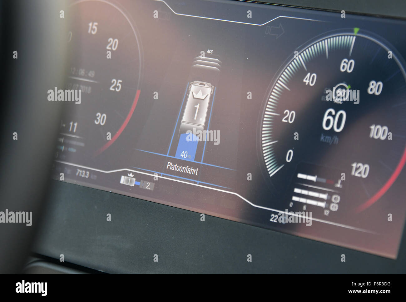 Platoon driving hi-res stock photography and images - Alamy