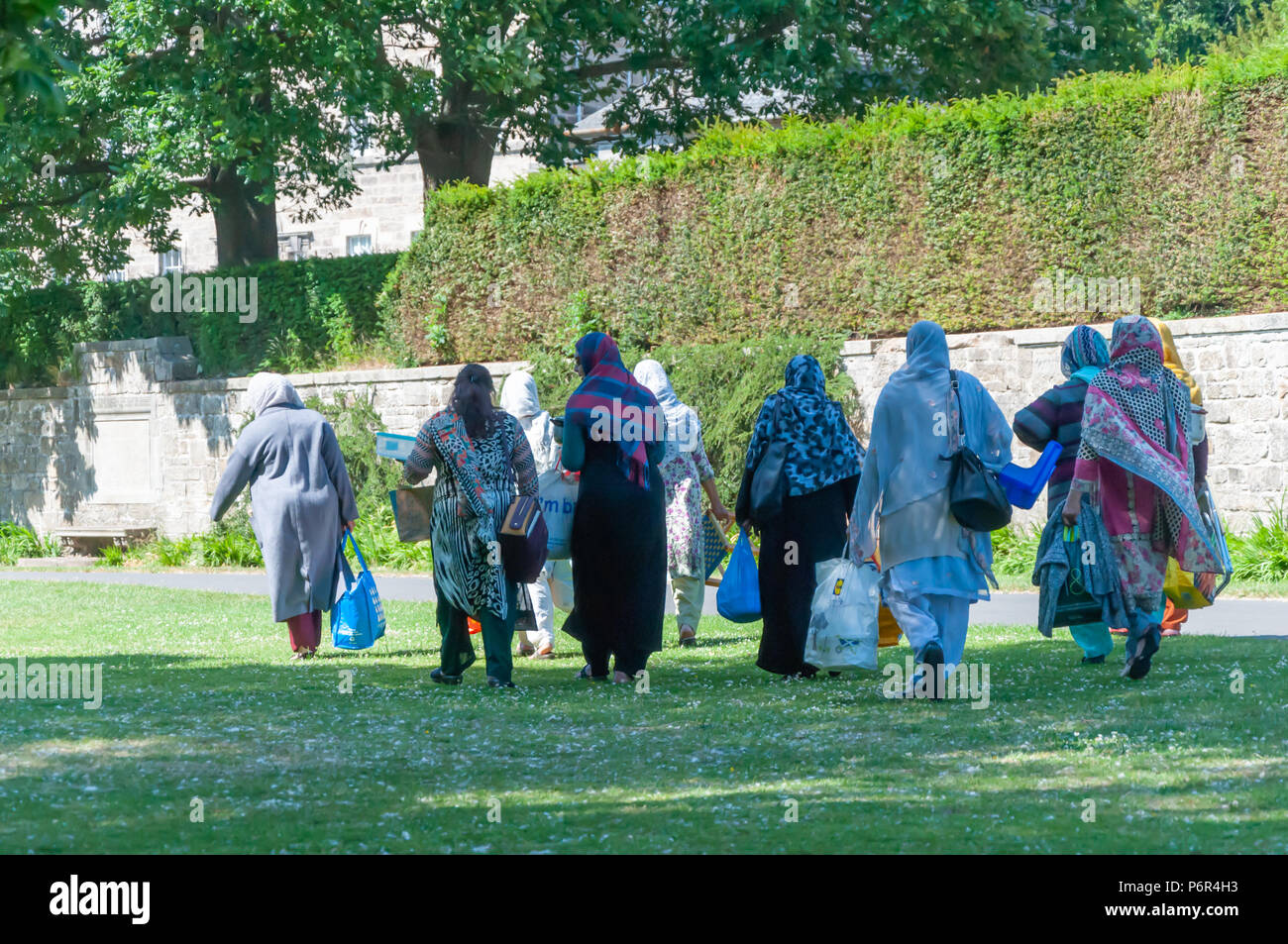 Asian women scotland hi-res stock photography and images - Alamy